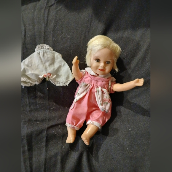 Toys | Vintage Deluxe Reading Doll Suzy 7 | Poshmark